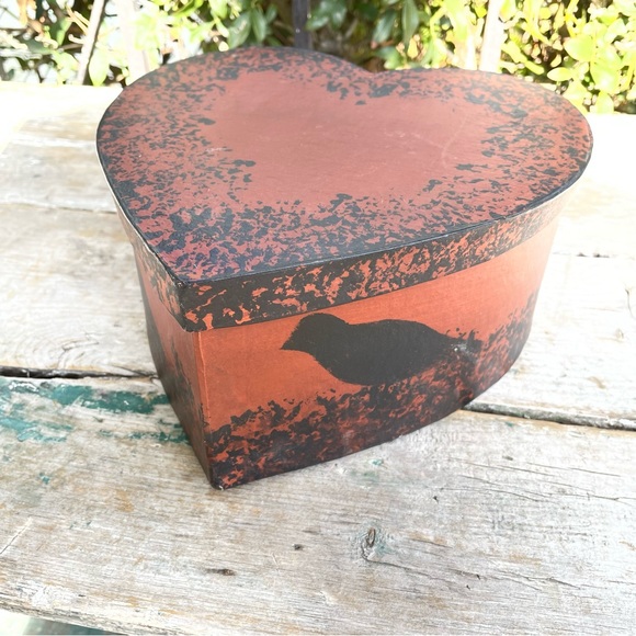 Accents | Folk Art Primitive Heart Raven Box | Poshmark